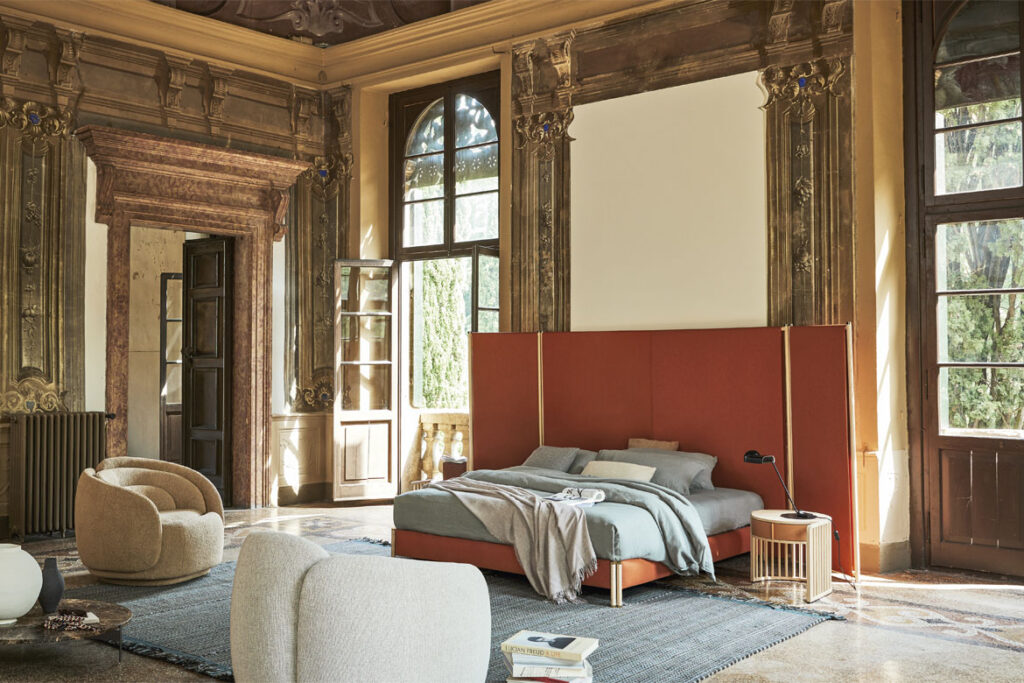 Bricola, upholstered bed design Raffaella Mangiarotti